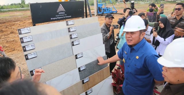 Ground Breaking Proyek Ekspansi Pembangunan Plant IV C. (Foto : Humas ...